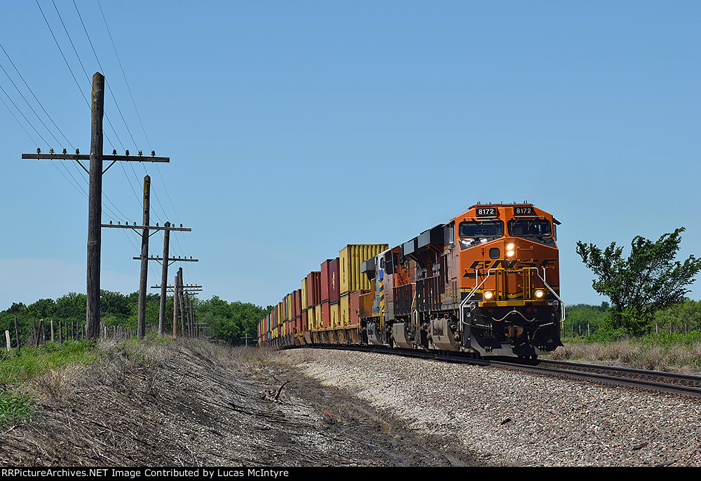 BNSF 8172 eastbound BNSF intermodal train